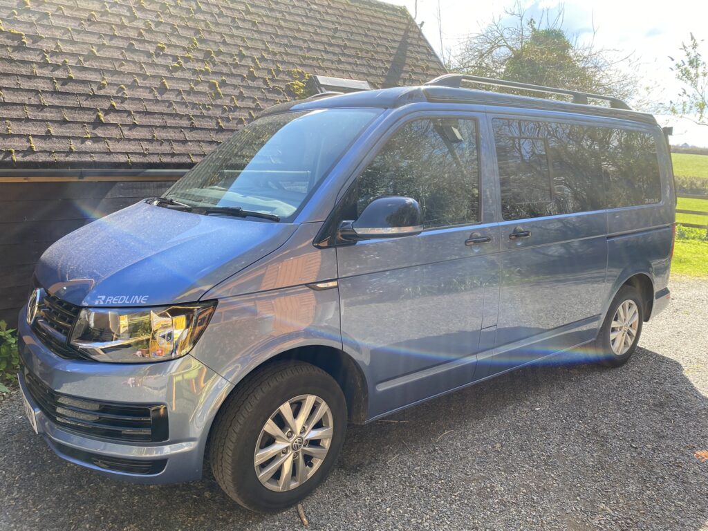 ACAPULCO BLUE VW TRANSPORTER CAMPER VAN WITH ELEGANT REDLINE CONVERSION ...